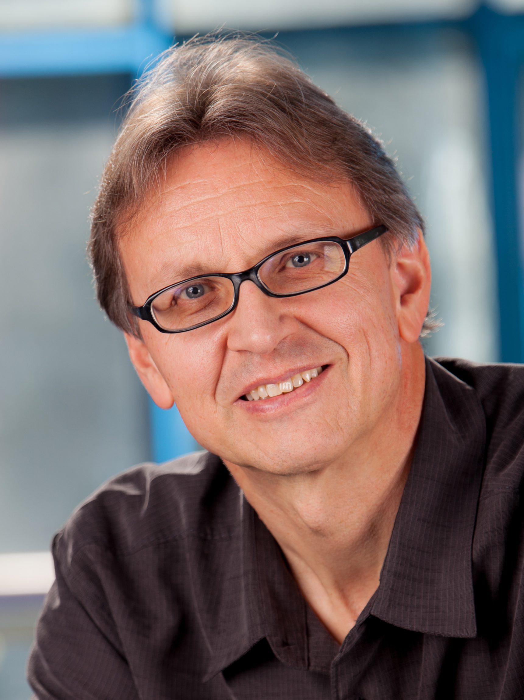 Bio | Gernot Wolfgang